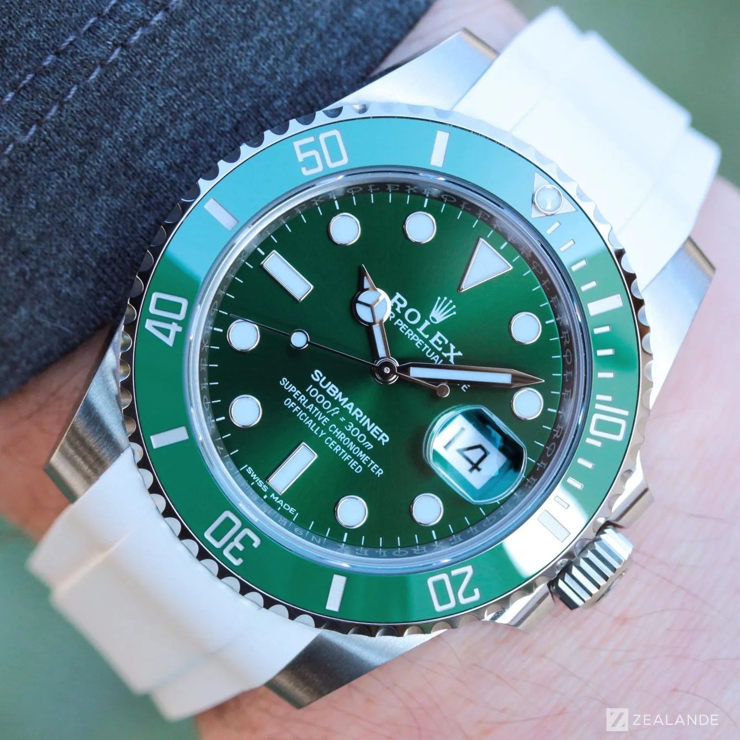 Rubber Strap Rolex Submariner with date "Hulk" (6 digits) - ZEALANDE